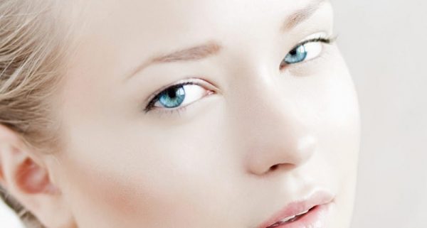 How To Lighten Eyebrows With Makeup?